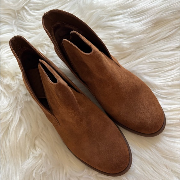 Jessica Simpson | Shoes | Jessica Simpson Chestnut Suede Boots | Poshmark